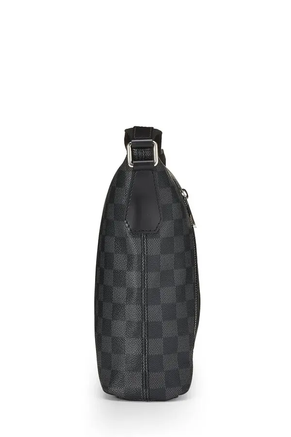 LOUIS VUITTON Damier Graphite Mick