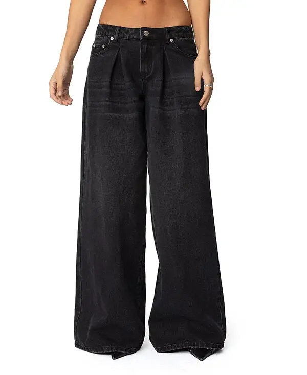 EDIKTED Pleated Low Rise Jeans