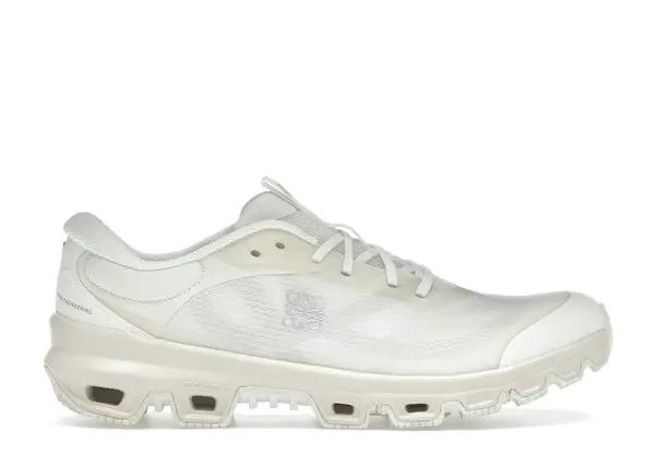 On Cloudventure 2 Loewe Sneakers - Eggshell