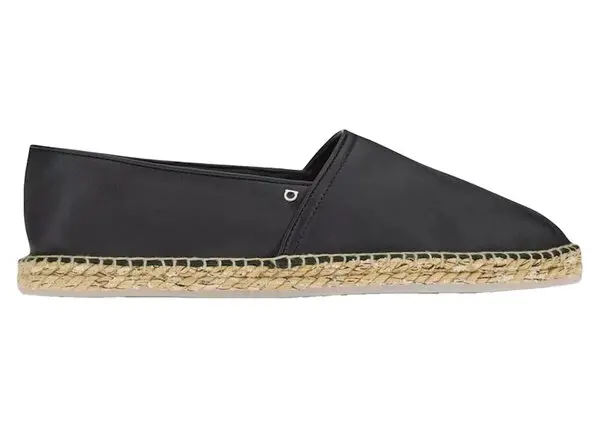FERRAGAMO Lamar Loafers - Black