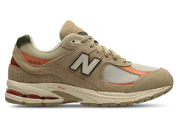 NEW BALANCE 2002rin Sneakers - Beige/tan