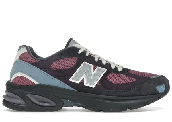 NEW BALANCE 2010 Kith Blackin - Purple