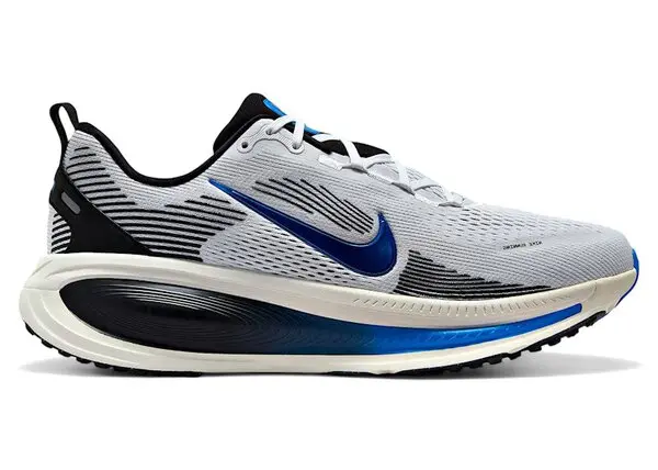 Nike Vomero 18 - White/black/sail