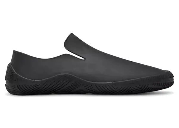 Bottega Veneta Matte Rubber Sneakers