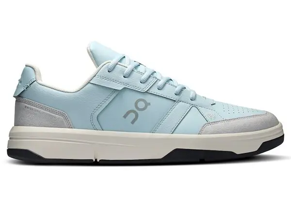 On The Roger Clubhouse Sneakers - Arctic/ivory