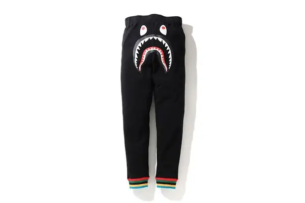 A BATHING APE Shark Line Rib Slim Sweatpants - Black