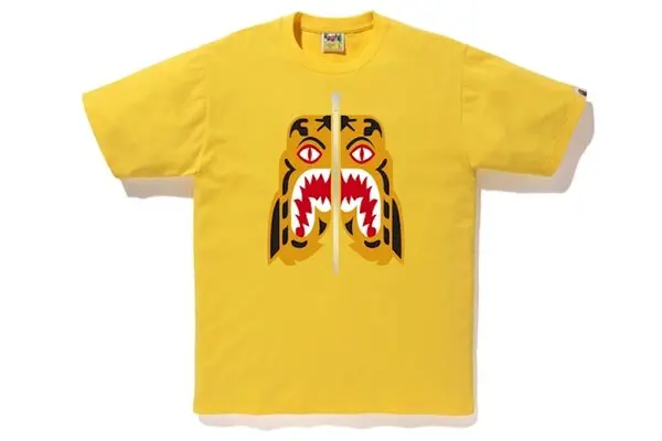 A BATHING APE Tiger Tee Shirt - Yellow