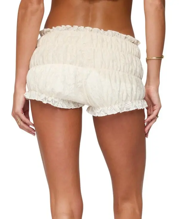 EDIKTED Este Textured Lace Scrunch Shorts