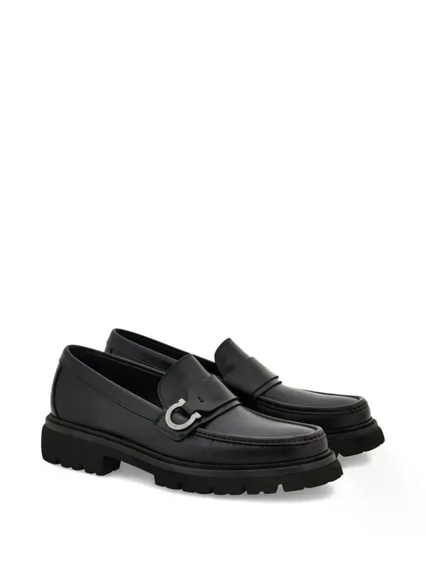 FERRAGAMO Gancini Leather Loafers - Black