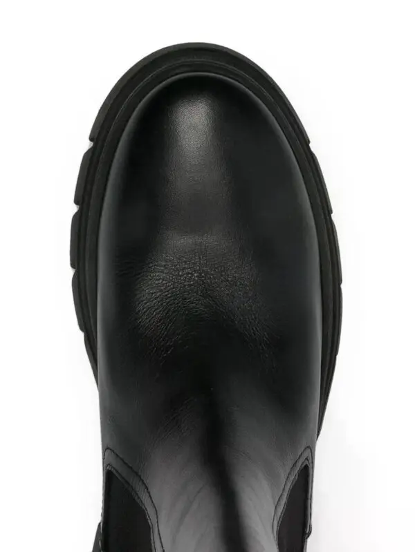 NEROGIARDINI Leather Chelsea Boots