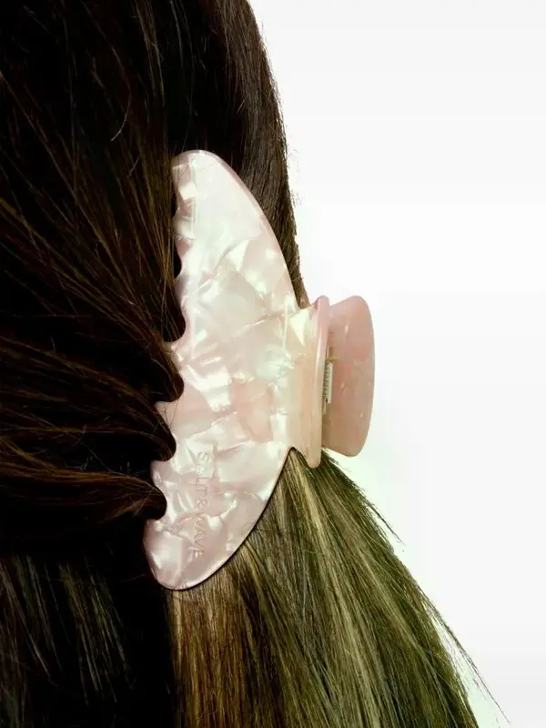 SALT & WAVE Moon Claw Clip - Pink