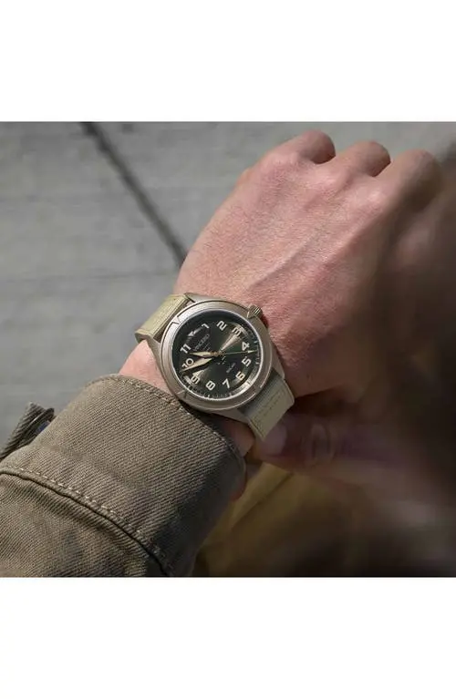 VINCERO Stratos Titanium Solar Strap Watch