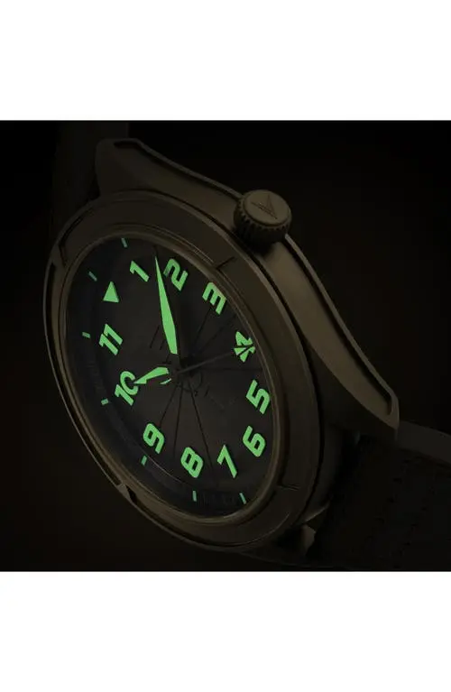 VINCERO Stratos Titanium Solar Strap Watch