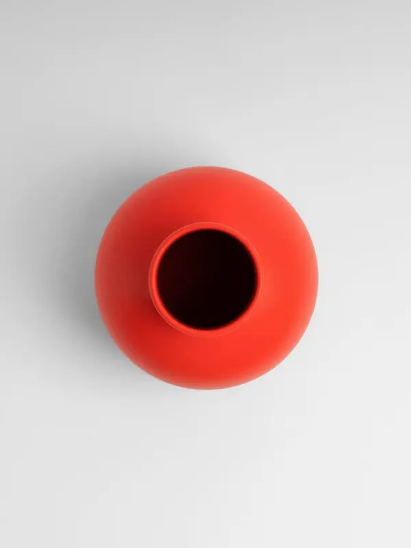 RAAWII Vases Lifestyle
