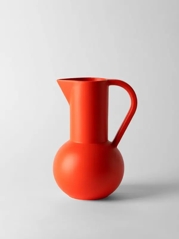 RAAWII Vases Lifestyle - Red
