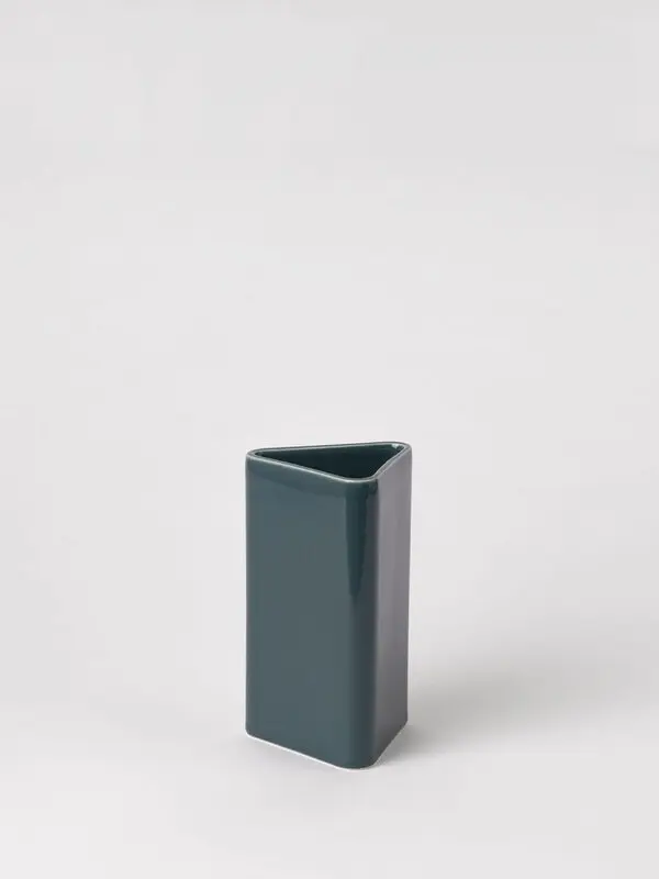 RAAWII Vases Lifestyle - Charcoal