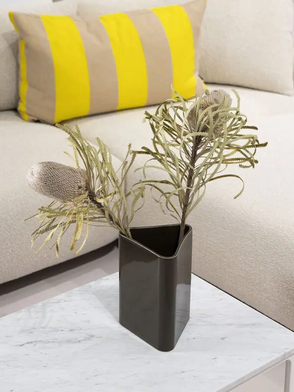 RAAWII Vases Lifestyle - Brown