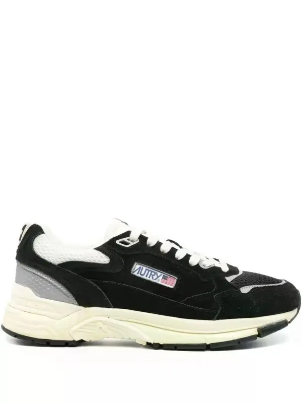 AUTRY Hyperway Sneakers - Black