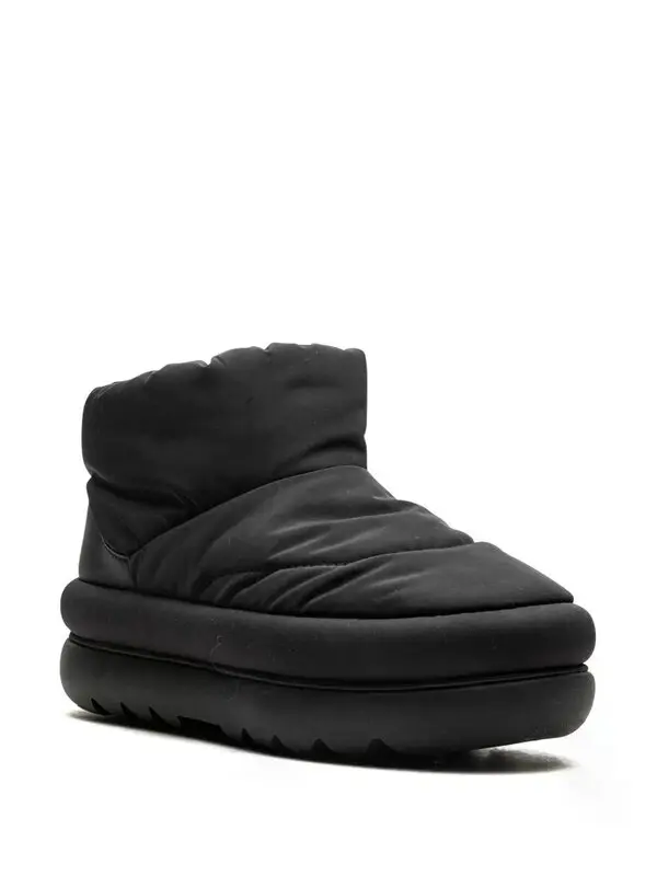 UGG Classic Maxi Mini Boot