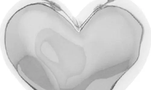 MARLYN SCHIFF Link Chain Heart Pendant Necklace