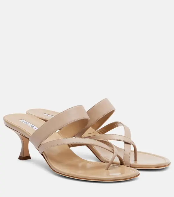 Manolo Blahnik Susa 50 Leather Thong Sandals - Beige