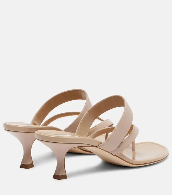 Manolo Blahnik Susa 50 Leather Thong Sandals - Beige