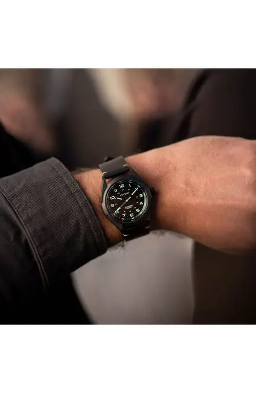 VINCERO The Scout Titanium Automatic Strap Watch