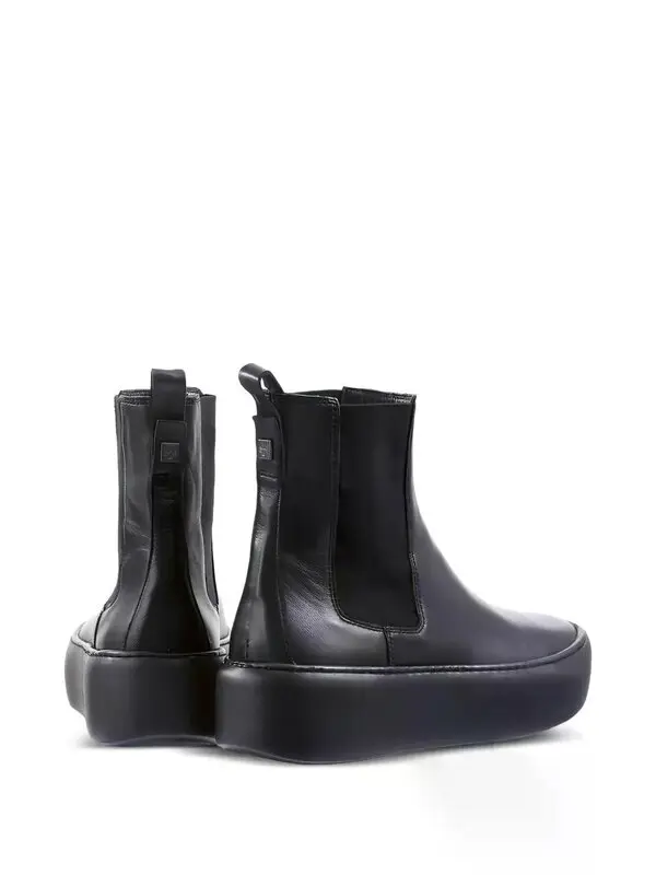 HOGL Connor Platform Chelsea Boots