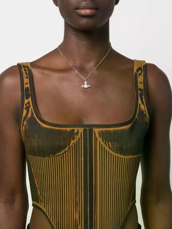 VIVIENNE WESTWOOD Grace Bas Relief Orb-pendant Necklace - Silver