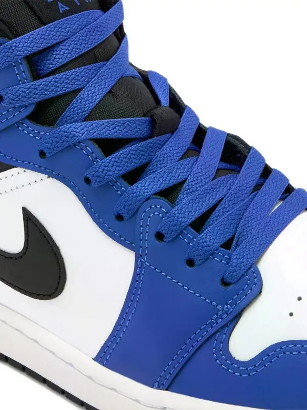 Nike Air Jordan 1 Retro High Sneakers - Blue