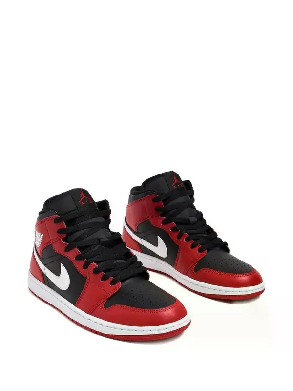 Nike Air Jordan 1 Retro High Sneakers - Red