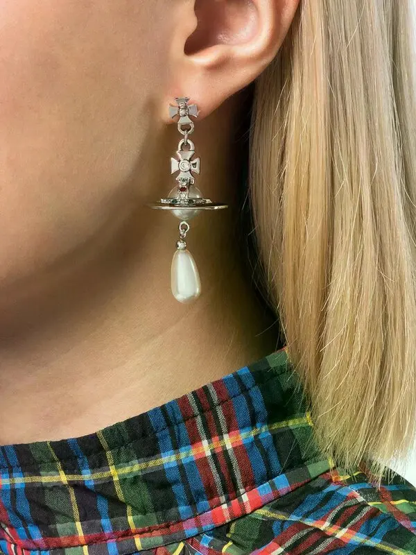 VIVIENNE WESTWOOD Pearl Drop Earrings