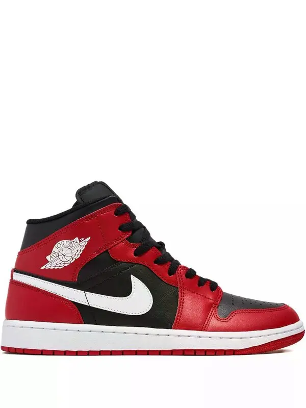 Nike Air Jordan 1 Retro High Sneakers - Red