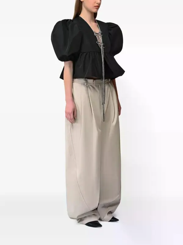ANOUKI Puff-sleeve Blouse