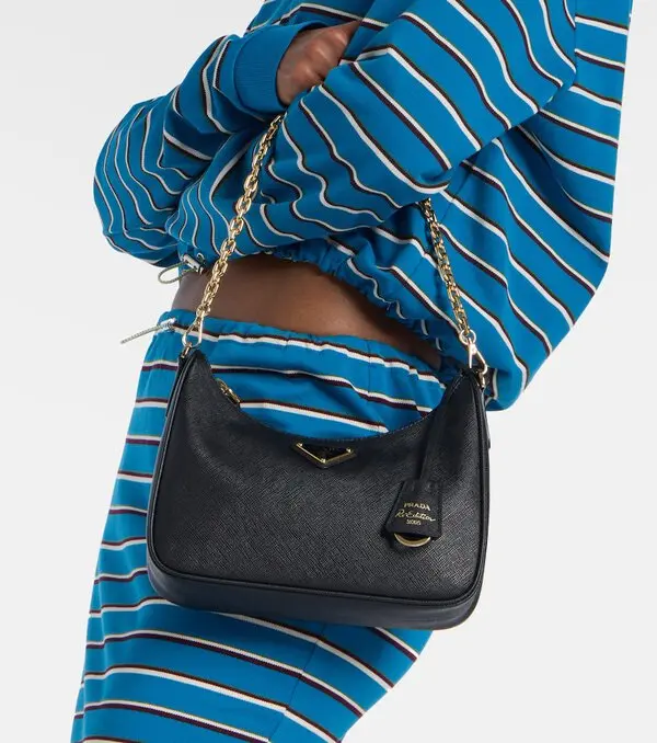 Prada Re-edition 2005 Leather Shoulder Bag - Black