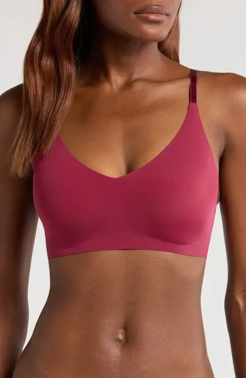 TRUE & CO The True Body Triangle Convertible Strap Bralette - Garnet Red