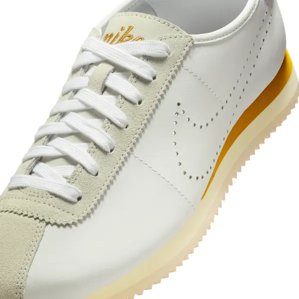 Nike Cortez Leather Sneakers - White