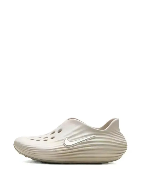 Nike Reactx Rejuven8 Sneakers
