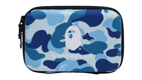 A BATHING APE Abc Camo Mobile Storage Pouch - Blue