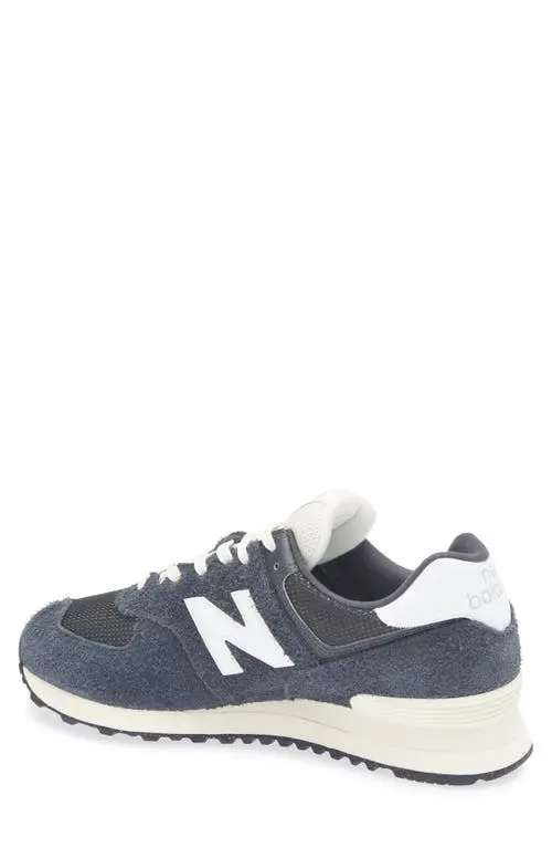 NEW BALANCE 574 Gender Inclusive Sneaker - Phantom/ Angora