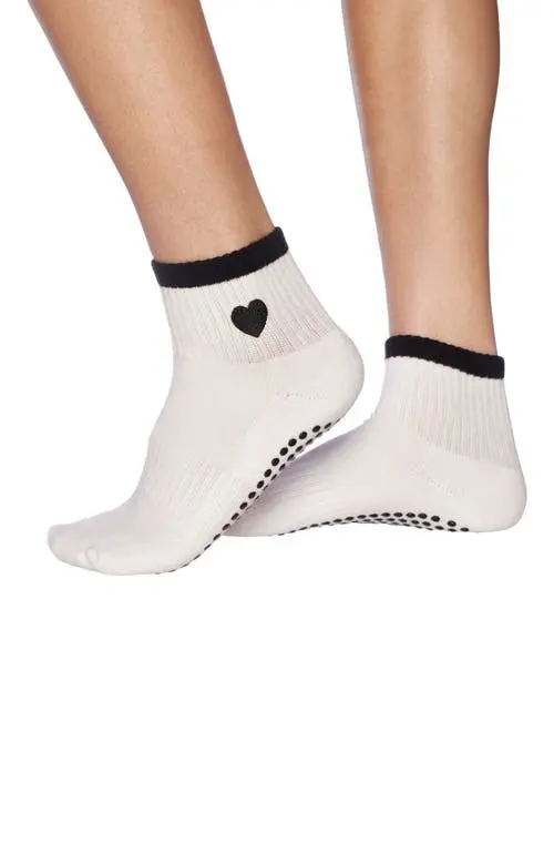 SOULS. Heart Ankle Grip Socks - White