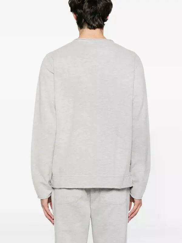 JUVIA Crew-neck Long Sleeve T-shirt