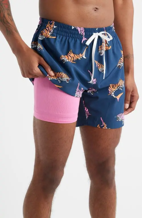 CHUBBIES Classic Lined 5.5-inch Swim Trunks - Navy