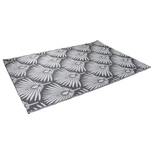 NORTHLIGHT 4' X 6' And White Fan Leaf Rectangular Outdoor Area Rug