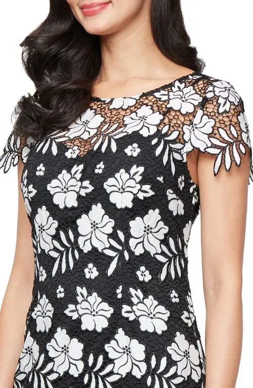 Alex Evenings Embroidered Lace Cocktail Dress