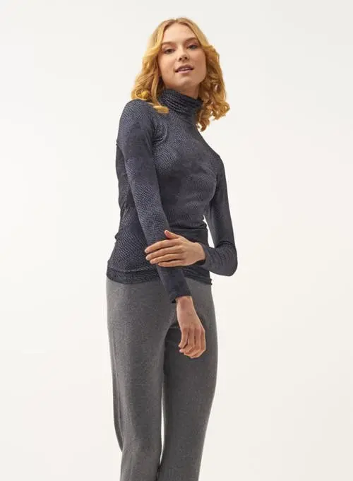 Majestic Filatures Soft Touch Novelty Turtleneck - Carbone