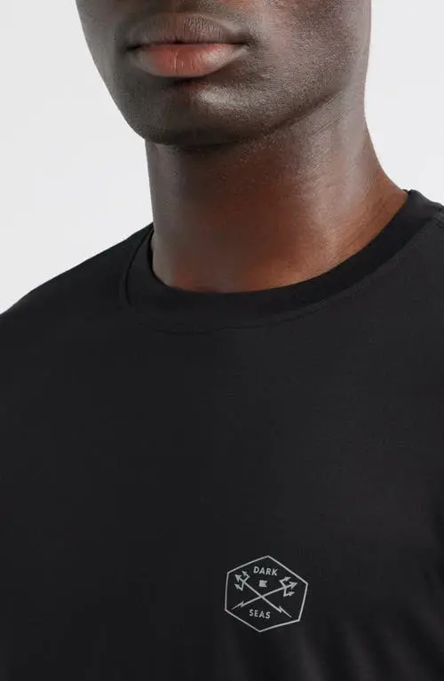 DARK SEAS Long Sleeve Performance Graphic T-shirt