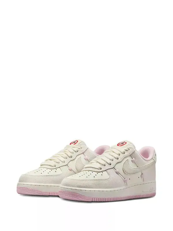 Nike Air Force 1 Low Valentine's Day Sneakers - Neutrals