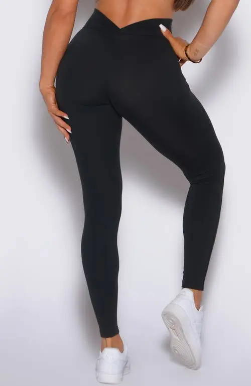BOMBSHELL SPORTSWEAR V Back Leggings