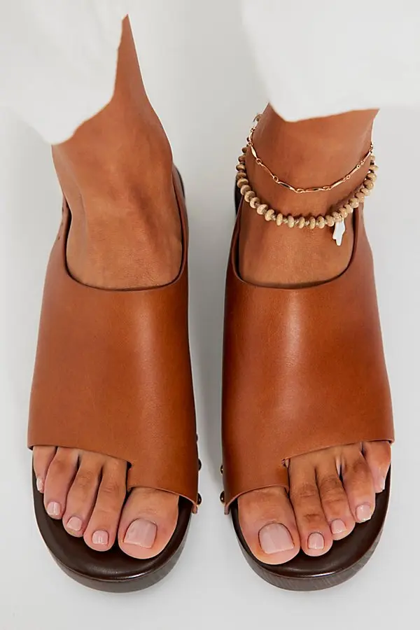 Jeffrey Campbell Piper Clogs - Tan